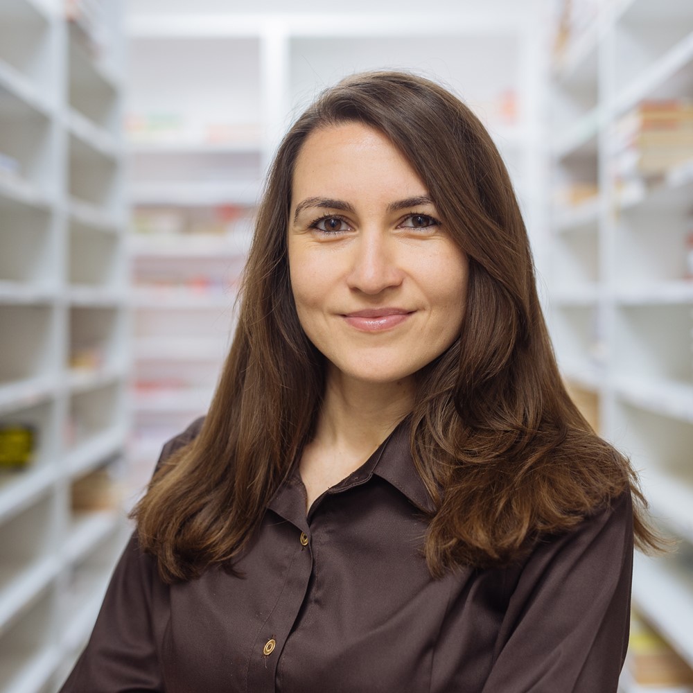 Alexandra Stroe & Iulia Ghiță, Bookster's Co-CEOs, on Lifelong ...